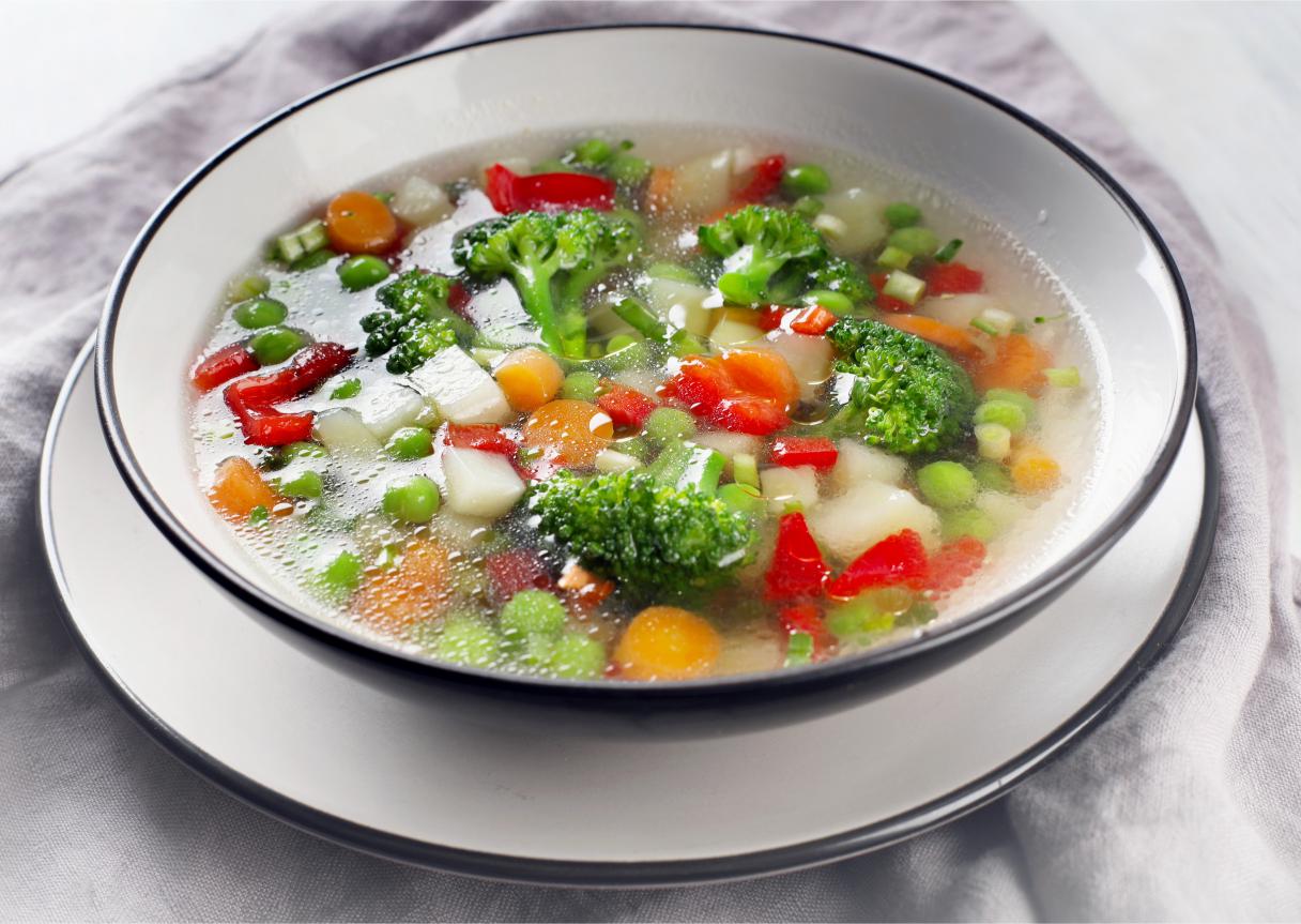 Storia del minestrone italiano, comfort food invernale | Conad
