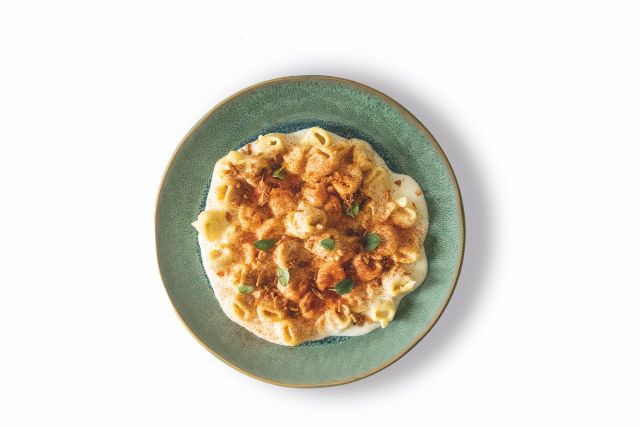 Tortellini alla doppia panna, paprika e cipolla fritta | Conad